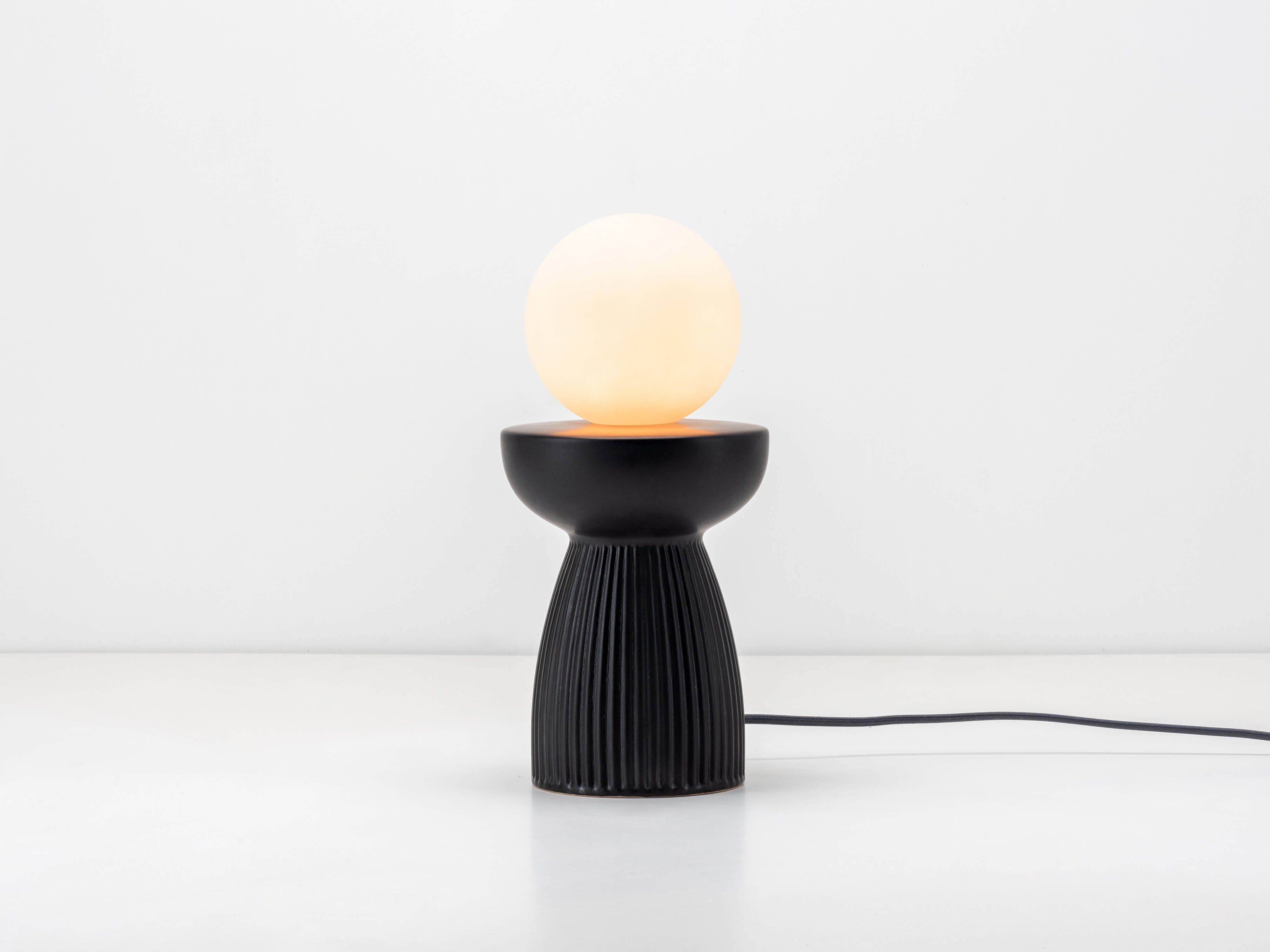 Charcoal grey ribbed ceramic table lamp | Ribbed ceramic table lamp ...